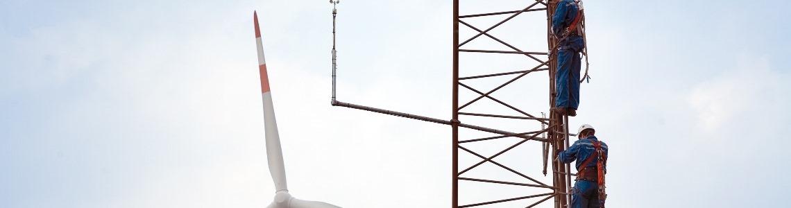 Load measurements for wind turbines